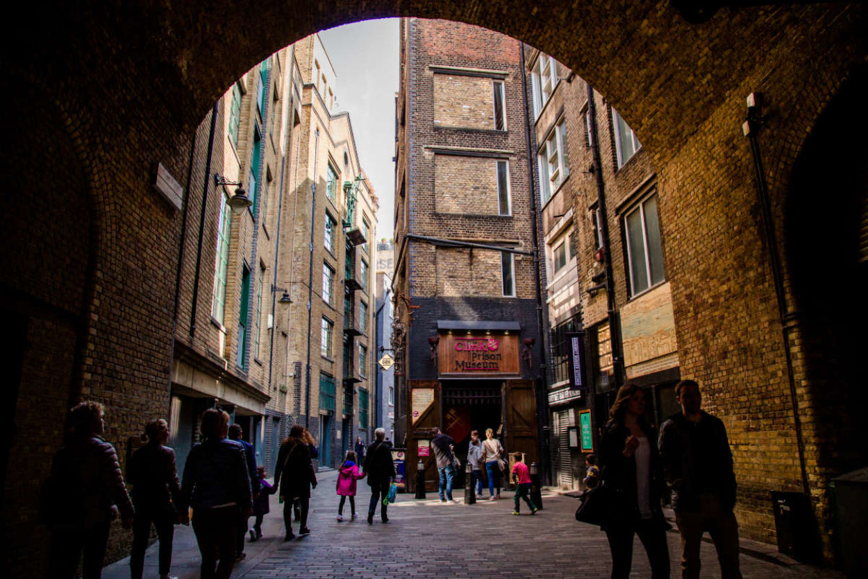 Clink Prison Museum - Free Walking Tour in LONDON